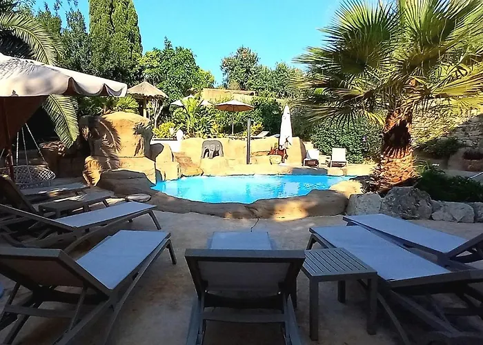HOTEL THE RED FARM RELAIS & SPA, IKLIN